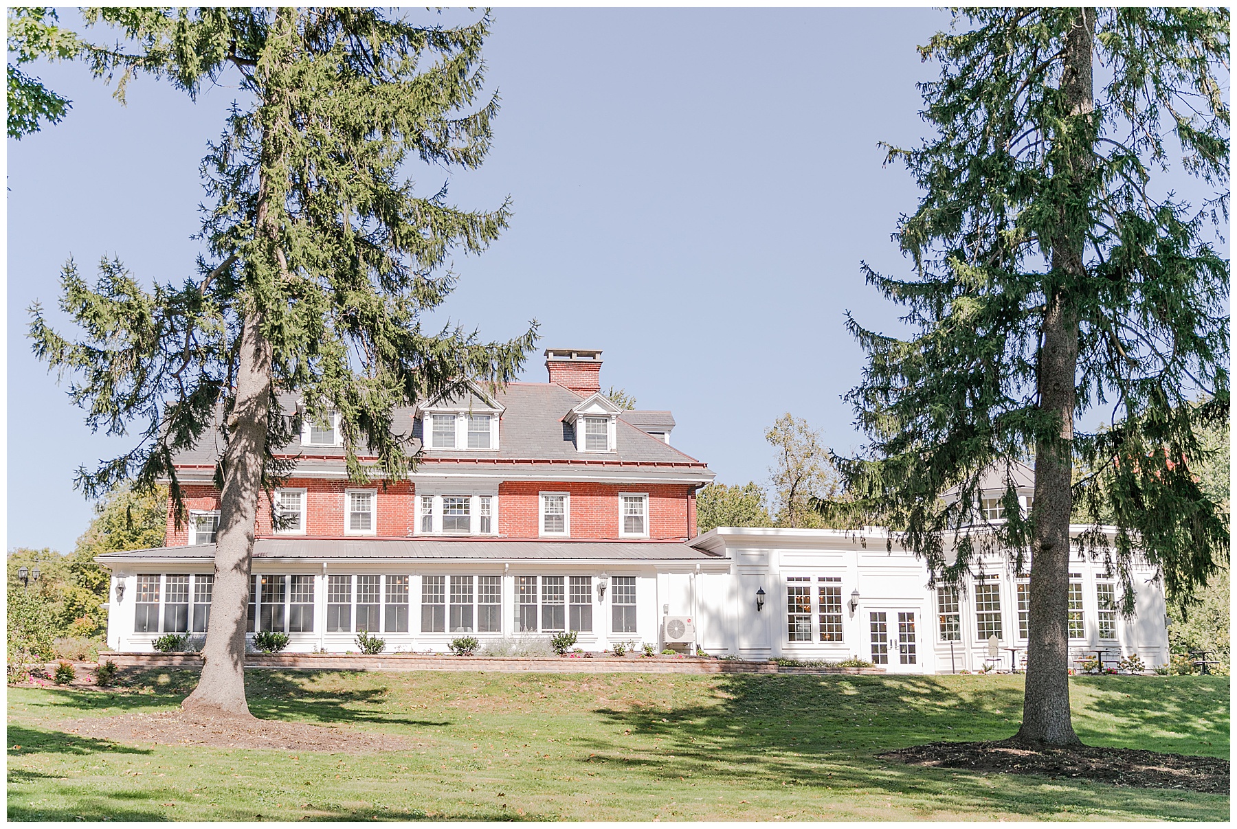Venue Tour: Cameron Estate Inn - mariemedinaphotography.com