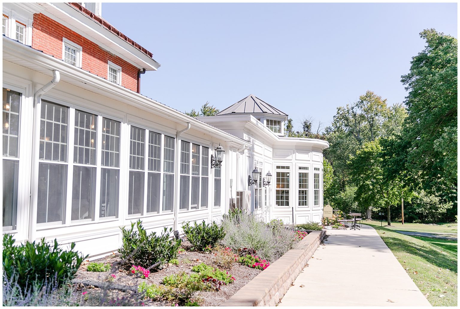 Venue Tour: Cameron Estate Inn - mariemedinaphotography.com