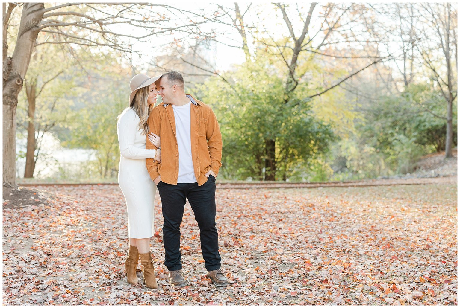Austin + Rachel | A Northern Virginia Autumn Engagement ...