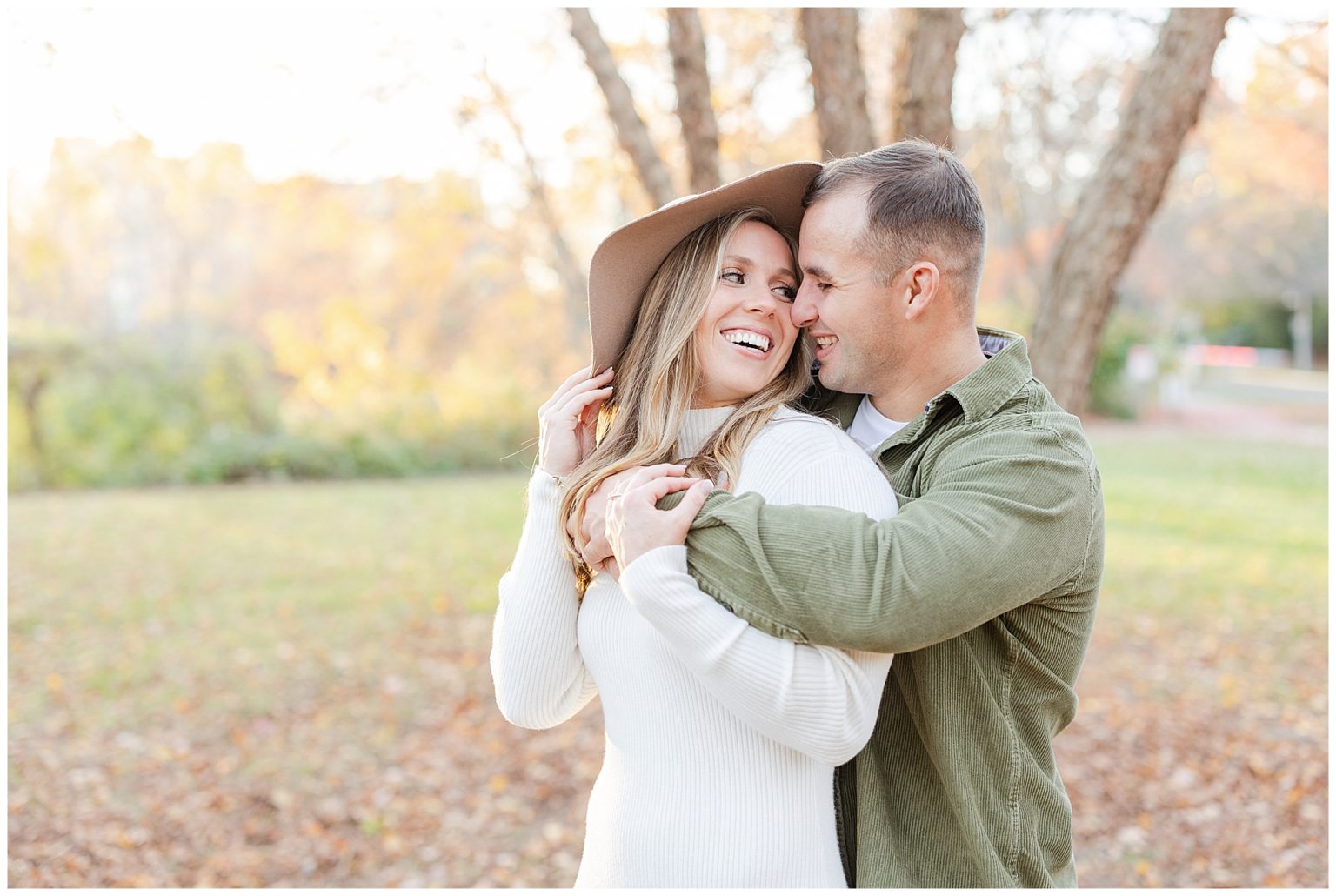 Austin + Rachel | A Northern Virginia Autumn Engagement ...